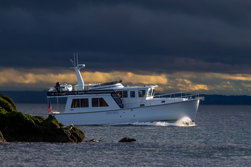43 Pilothouse Exterior Gallery - Helmsman