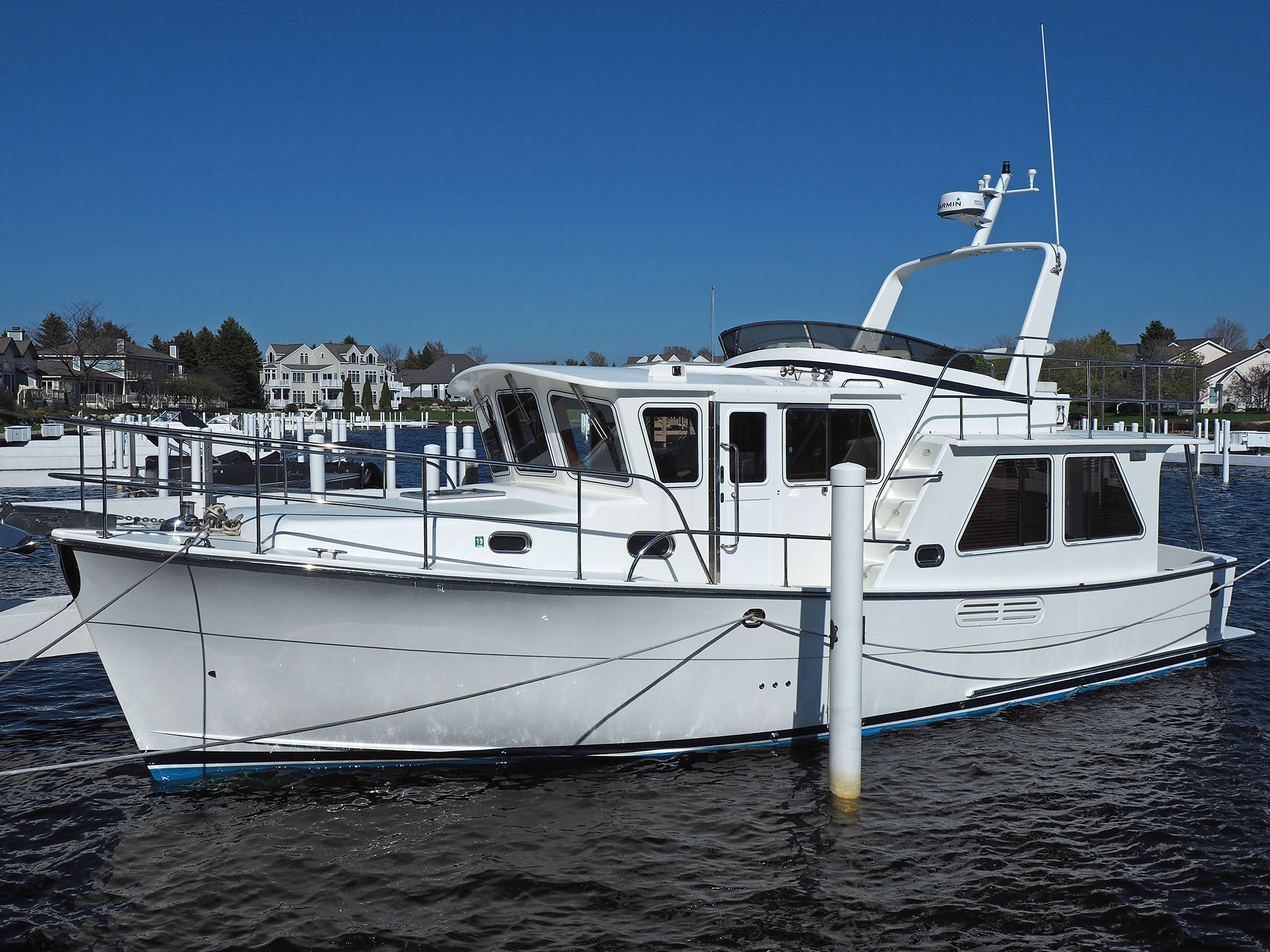 Pre-Owned Helmsman 38s For Sale - Helmsman