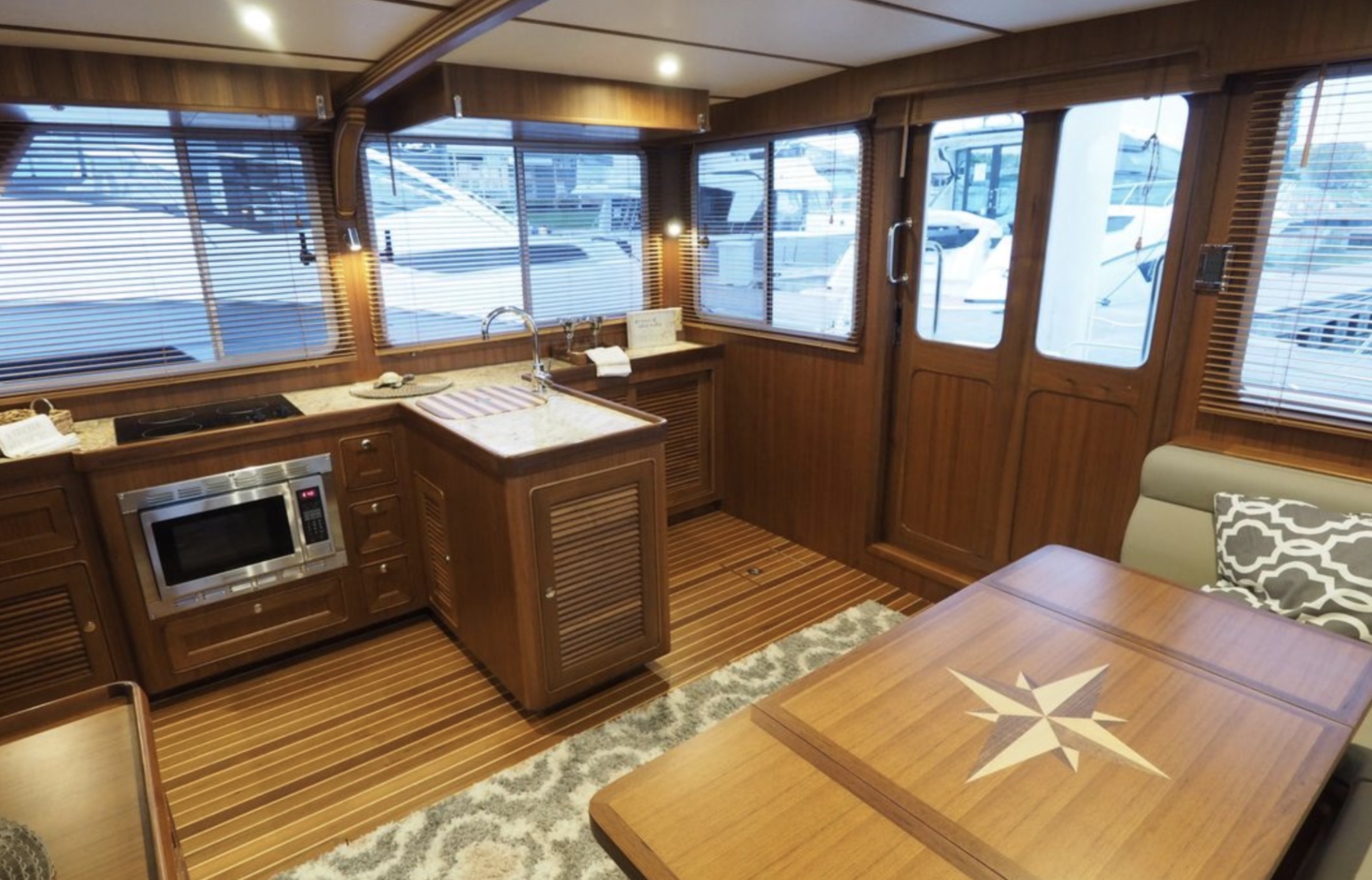 2018 Helmsman Trawlers 38E Pilothouse For Sale - Helmsman